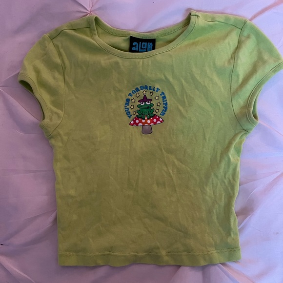 Zumiez | Tops | Zumiez Trippy Cropped Top | Poshmark
